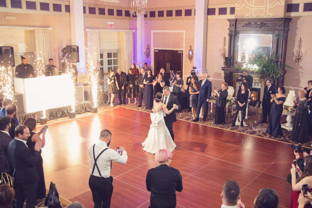 Travis Gray - Elegant Music Group